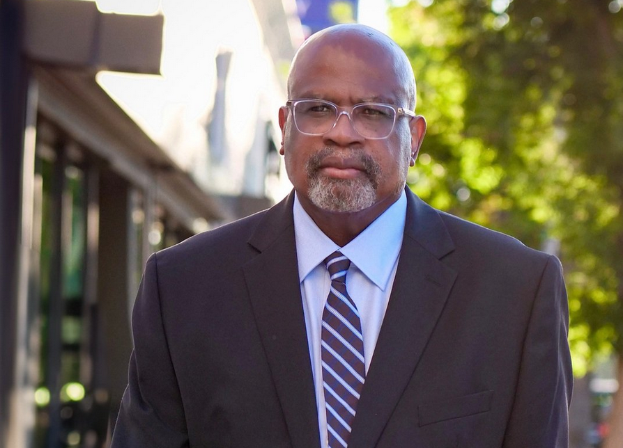 O.J. Judge Lance Ito Backs O.J. Prosecutor Christopher Darden for L.A ...