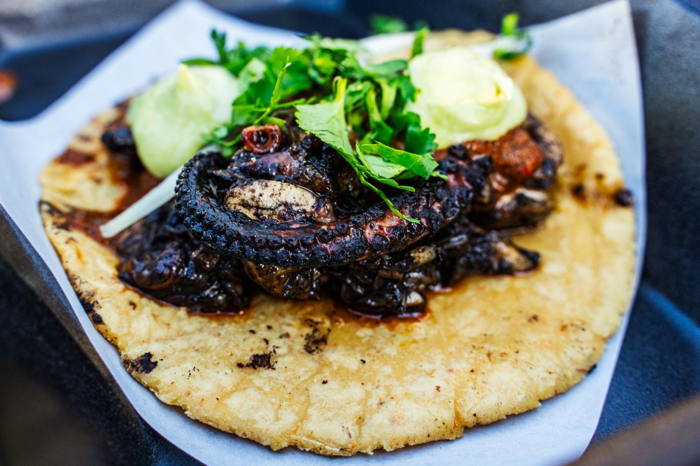 The 11 Best Backyard Restaurants in Los Angeles ~ L.A. TACO