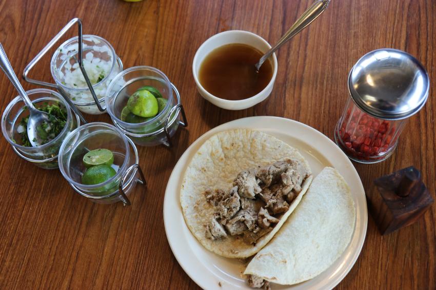 People Drive Five Hours For These Brain Tacos In California ~ L.A. TACO