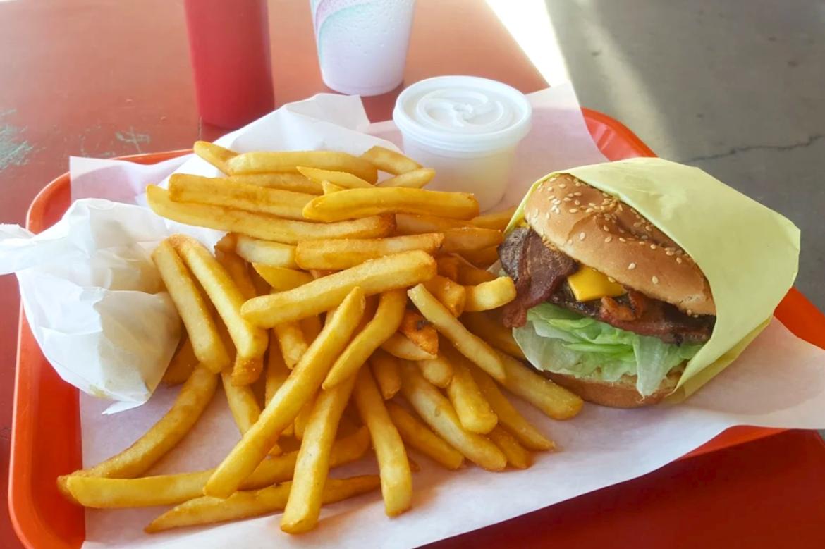 The 34 Best 'Hood Burgers In Los Angeles ~ L.A. TACO