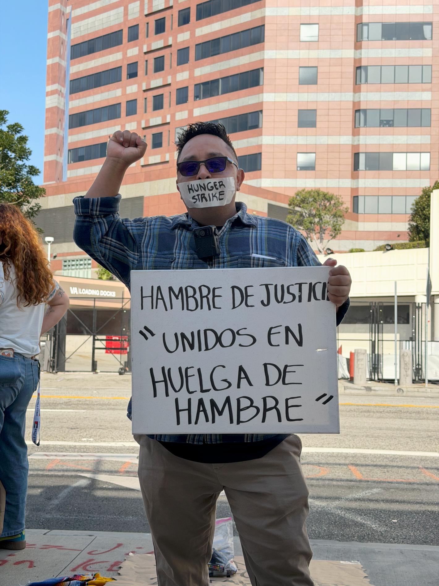 Demonstrators hold 24-hour Fast in Solidarity with Hunger Strike in ...