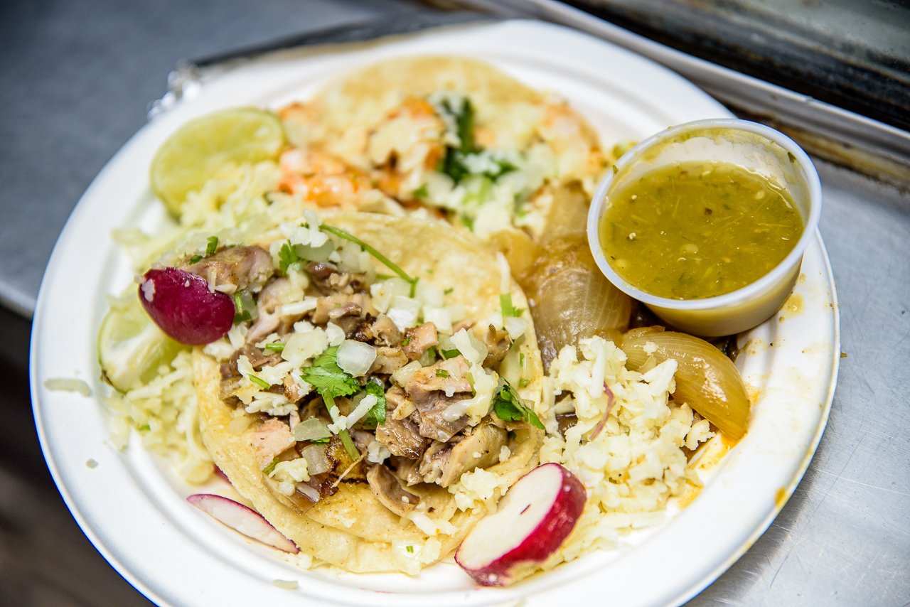 To Truly Understand Long Beach, Eat Tacos Past Midnight at El Sauz ~ L ...