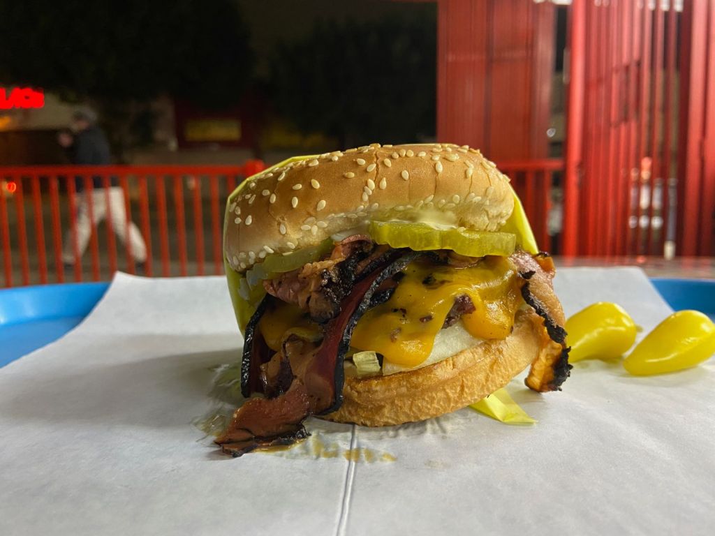 The 40 Best 'Hood Burgers In Los Angeles ~ L.A. TACO