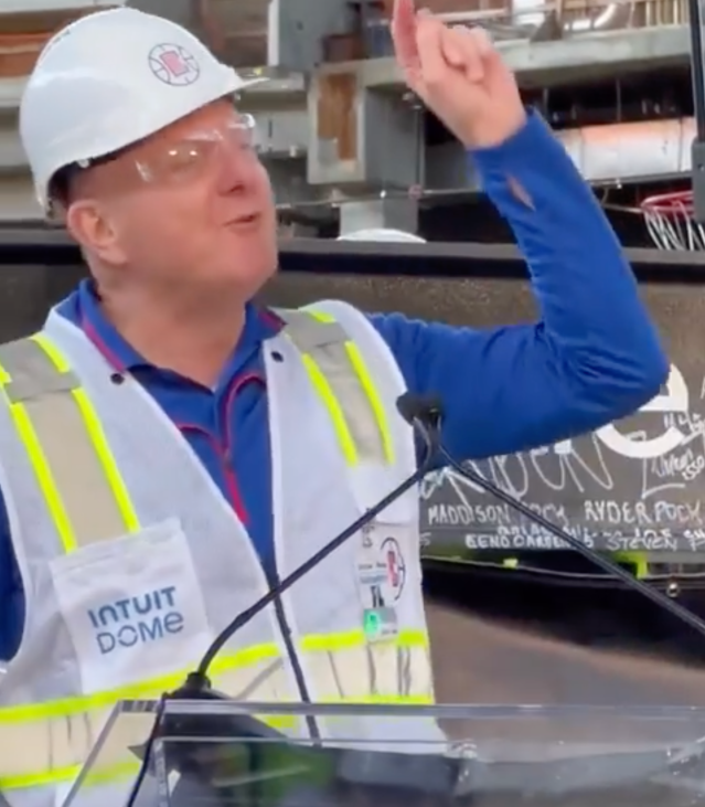 Headlines: Clippers Owner Promises 1,160 Toilets at New Stadium, 'Three ...