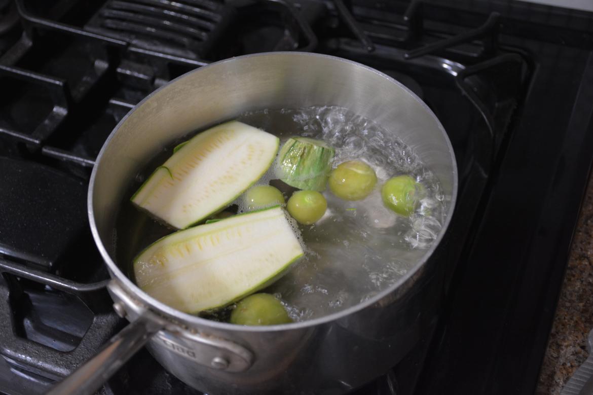 Fake Guacamole is Here. The Secret Taquerias Don't Want You to Know ...